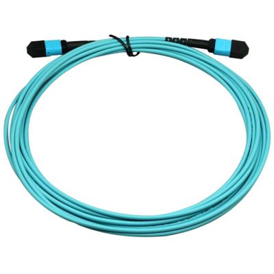 Cina MPO al PVC a fibra ottica di verde del saltatore OM3 del cavo a fibre ottiche del centro di MPO 8 in vendita