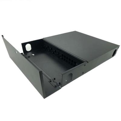 中国 2つのMPO MTPモジュールが付いている壁に取り付けられた屋内ネットワークのパッチ盤箱 販売のため