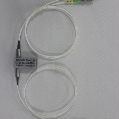 Cina Modo del commutatore di fibra ottica meccanico di rendimento elevato 1×2 multi con perdita di inserzione bassa in vendita