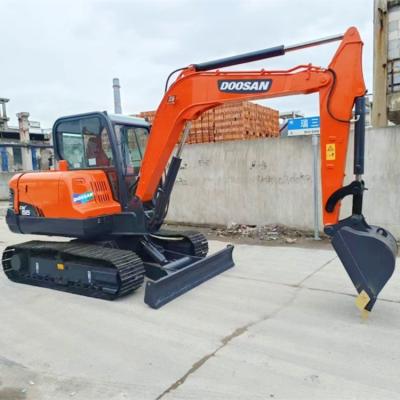Cina Escavatore Doosan DX55 2019 con capacità di secchio di 0,18 m3 e costo accessibile dalla Corea in vendita