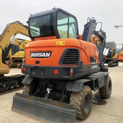 Cina Prodotto in Corea originale usato doosan dx60w-9 escavatore a ruote 6 tonnellate a Shanghai in vendita