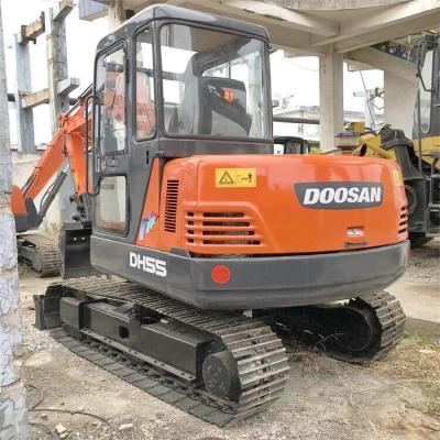 Cina Escavatore da 5 tonnellate Doosan DH55 di produzione coreana 2017 con valvola idraulica originale in vendita