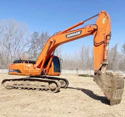 China Gebruikte Doosan DH300LC-7 Crawler Excavator uit Korea met 2910 werkuren in Shanghai Te koop