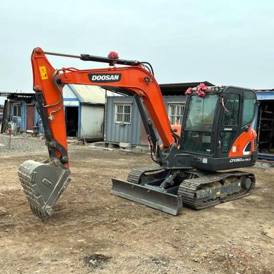 Cina Coreia Originale Doosan DX60 Mini 6 Tonnes Used Excavator con 0,21 m3 di capacità di secchio 2019 in vendita