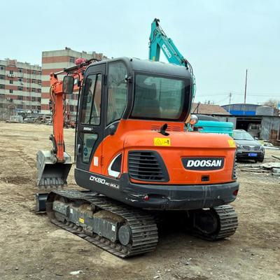 Cina Coreia Originale Doosan DX60 Mini 6 Tonnes Used Excavator con 0,21 m3 di capacità di secchio 2019 in vendita