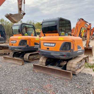 China Coreia Original Máquina de Movimentação de Terra Excavadora de 6 toneladas Mini Excavadora para o Mercado de Xangai à venda