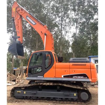 China Buena condición Excavadora Doosan DX300 de 30 toneladas usada en Corea 2020 1,27 m3 Capacidad de cubo en venta