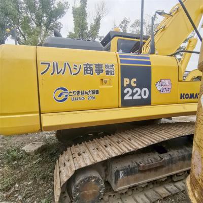 Cina Buone condizioni 22 tonnellate di idraulica usata Komatsu PC220-8 escavatore dal Giappone a Shanghai in vendita