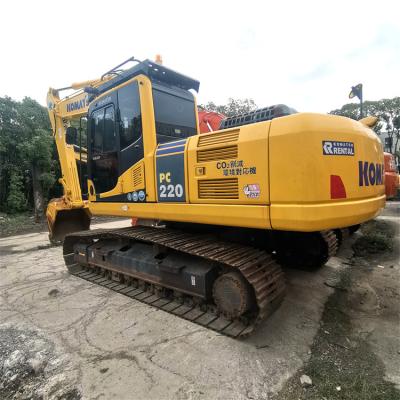 Cina Buone condizioni 22 tonnellate di idraulica usata Komatsu PC220-8 escavatore dal Giappone a Shanghai in vendita