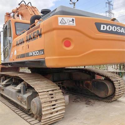 China Excavadora usada Doosan DX500L de 50 toneladas em Xangai com 238 KW de potência e 50000 kg de peso à venda