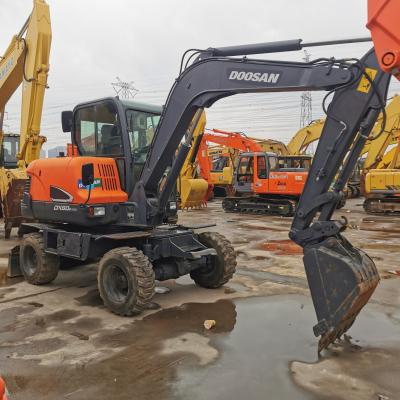 China Gebruikte Doosan DX60WN graafmachine met 0,2 emmer capaciteit in Shanghai Yard in goede staat Te koop