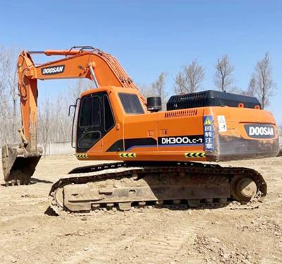 Cina Escavatori usati Doosan DH300 con valvola idraulica originale e 3811 ore di lavoro in vendita