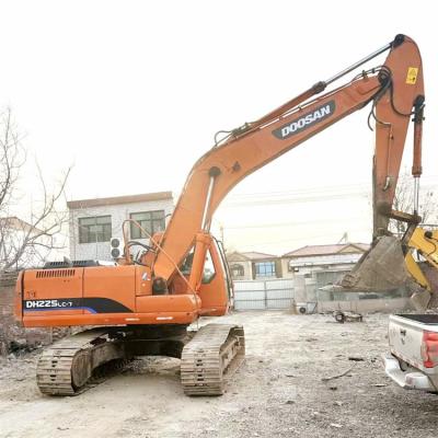 Cina Escavatori medi da 22 tonnellate Doosan DH225-7 provenienti dalla Corea del Sud con un peso operativo di 21800 kg in vendita