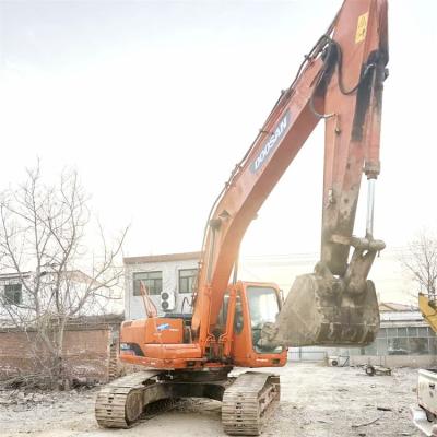 Cina Escavatori medi da 22 tonnellate Doosan DH225-7 provenienti dalla Corea del Sud con un peso operativo di 21800 kg in vendita