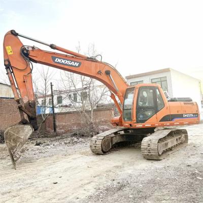 Cina Escavatore Doosan DH225 in buone condizioni con disegno originale e 5000 ore di lavoro in vendita