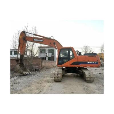 Cina Escavatore usato Doosan DH225 con pompa idraulica originale Anhui DX225 DX260 multifunzione in vendita