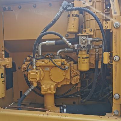 中国 1m3のバケツ容量とオリジナルから2001-4000時間の作業時間を持つホット320d掘削機 販売のため