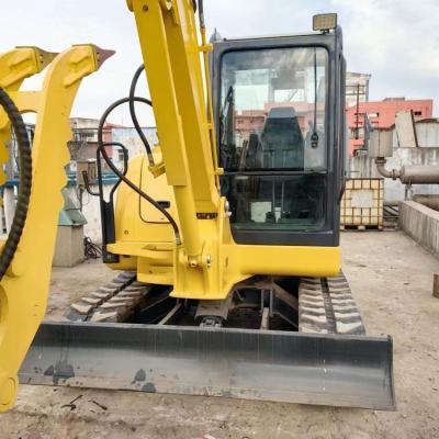 China Guter Zustand Original 5 Tonnen Mini Gebraucht Komatsu PC56-7 Bagger aus Japan in Shanghai zu verkaufen
