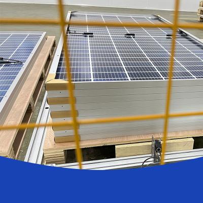 Cina Pannello solare monocristallino di PV della stazione fotovoltaica al suolo solare del modulo per la casa in vendita
