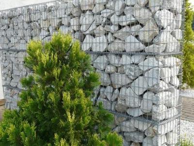 Китай Горячая окунутая гальванизированная сваренная коробка Gabion продается