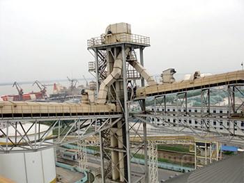 Cina acciaio al carbonio propenso resistente del trasportatore a catena di resistenza del nastro trasportatore di 30t/H TGSS in vendita