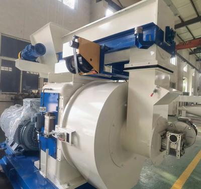 Cina Vietnam Ring Die Tapioca Pellet Mill Machine Fabbricazione 5 t/h in vendita