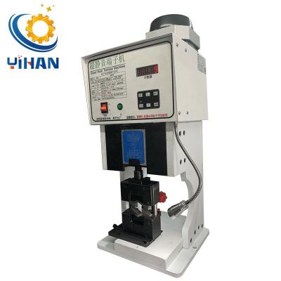 Cina 25mm Quadrato Isolato Crimp Spade Connettori terminali Wire Crimping Machine 4 tonnellate velocità mono grano muffa in vendita