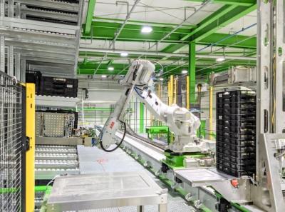 China Máquina de ensamblaje de máquinas robóticas de manipulación Abb Arms IRB660/180 en venta