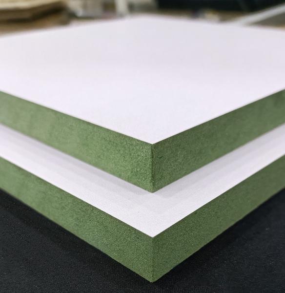 Quality E2 E1 UV High Gloss Board Laminated Mould Proof UV Coated MDF Sheet for sale