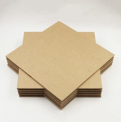 Cina 1/4 Inch Red Poplar Hardwood Plywood For Outdoor Use Wall Cabinet in vendita