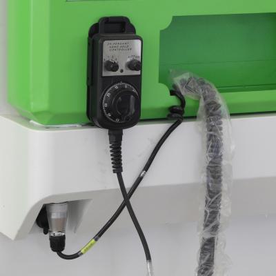 Cina Sistema Fanuc Centrale di lavorazione CNC a quattro assi Fresatrice verticale in vendita