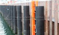 China Customized D Type Rubber Fender , Marine Solid Fender For Ship Protecttion for sale