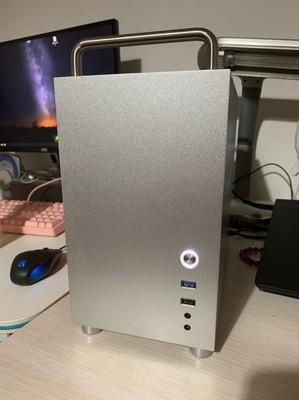 China 310mm Graphic Card MATX Aluminium PC Case With Handle for sale