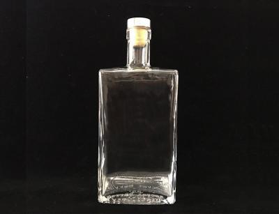 China 750ml Spirit Vodka Glass Bottle for sale