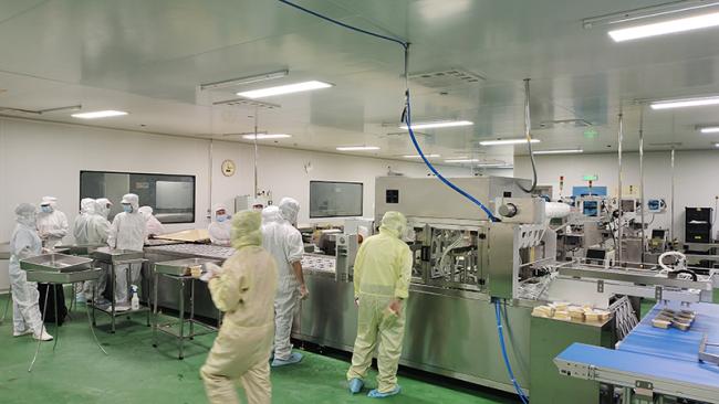 Energy Efficient Tofu MAP Sealing Machine Tray Sealer Packaging Machine