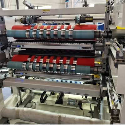 Cina RAL9003 Slitting Rewinder Machine Production Speed Of  Straight Knife 350M Per Min in vendita