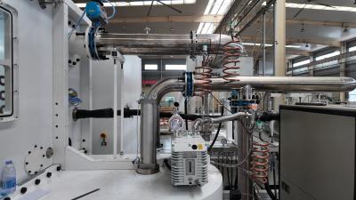 China Short Pumping Time with Inverter Frequency Control Capacitor Vacuum Metallizer for sale