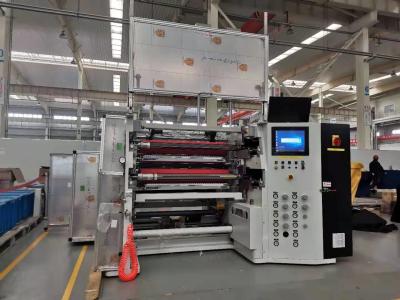 Cina macchina di taglio ad alta velocità automatica del rewinder 380v 500mm di 8000mm - di 5500mm del film automatico del rotolo 60hz in vendita