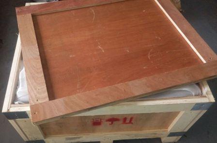 Color and material details of lamination pad