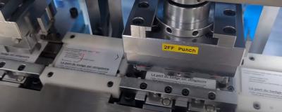 China CR80 Half Card Quarter Card SIM Card Punching Machine High Precision YLFP-SIM-4 for sale