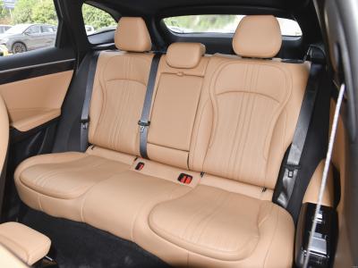 Cina 4007*1905*1685 Lunghezza * larghezza * altezza Geely Galaxy L7 PHEV ibrido 4 porte 5 posti SUV in vendita