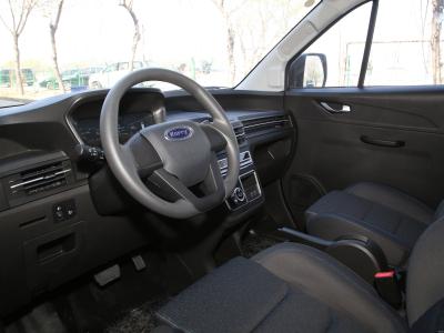Cina 2023 Chery Karry Dolphin Chinese Electric Van con esterno bianco e budget-friendly in vendita