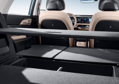 Cina KIA E5 Sky Frost Blu SUV Long Endurance 705Km Range 4 porte 5 posti Energy Electric Car in vendita