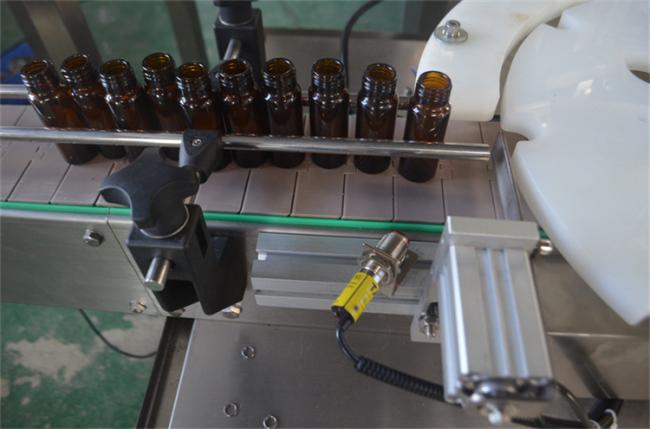 Automatic Food Beverage Juice Beer Canola Oil Tin Cans Closing Sealing Vial Filling Capping Machine