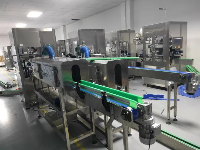 High Speed Heat Shrink Sleeve Tunnel Wrapping Equipment Bottles Automatic Sleeve Labeling Machine
