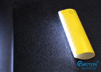中国 10400mAh 多機能ランタンが付いている移動式大きい容量力銀行 販売のため