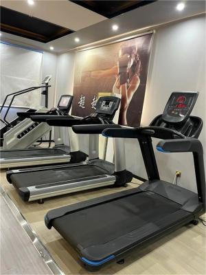 China 3.0HP Motor eléctrico para treinos de cardio pesados em ginásios comerciais à venda