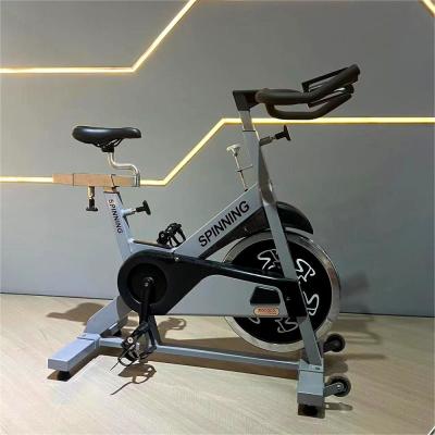 China Aerobic Training Indoor Spinning Bike mit Magnetwiderstand und Bodybuilding Funktion zu verkaufen