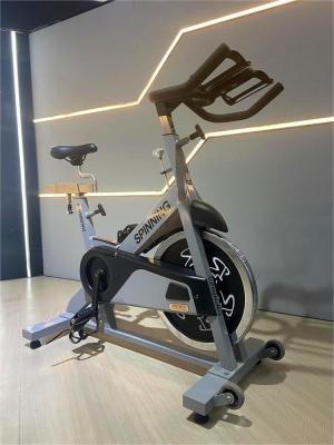 China Aerobic Training Indoor Spinning Bike mit Magnetwiderstand und Bodybuilding Funktion zu verkaufen