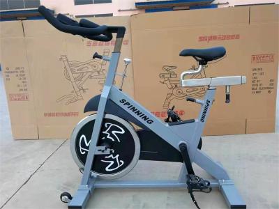 China Aerobic Training Indoor Spinning Bike mit Magnetwiderstand und Bodybuilding Funktion zu verkaufen
